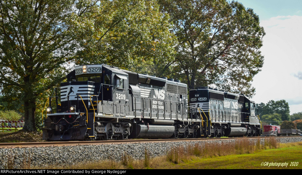 NS 3209 & 3456 on the way to the inland port in Greer SC